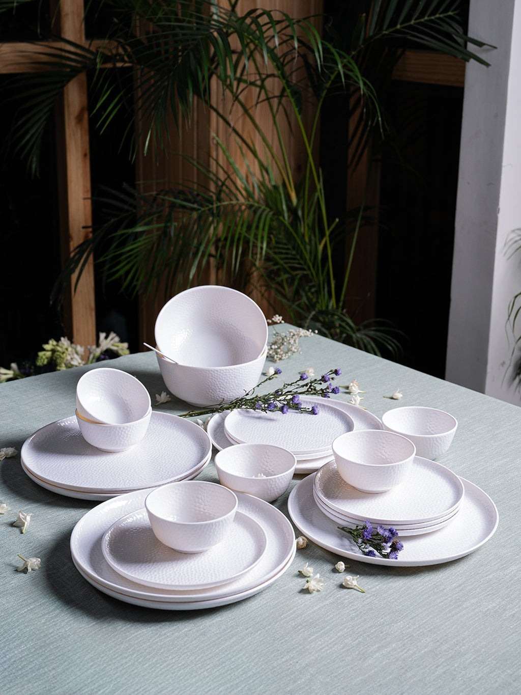 White Dinner Sets - 20 Pcs - Bluee
